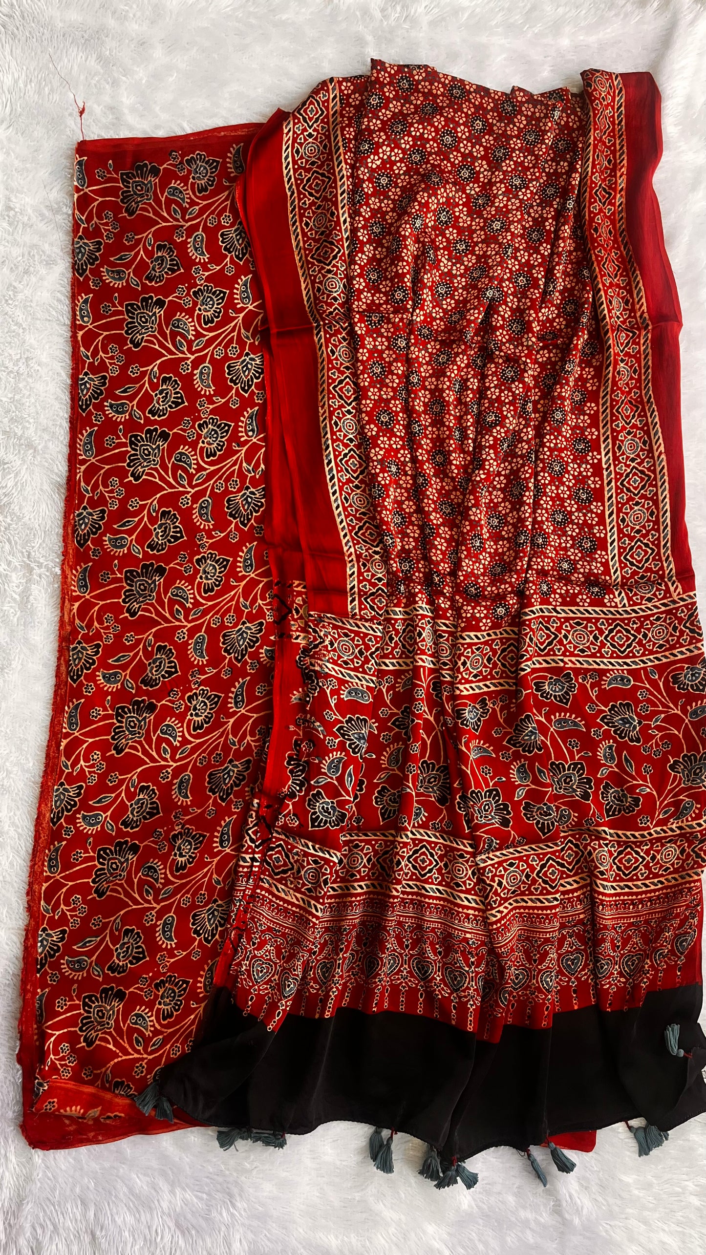 Red Phool Patti Motif Modal Silk 2pc Suit Material Set – Desisass
